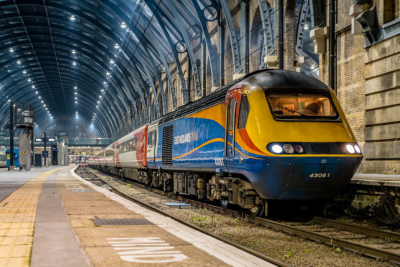 TUC commends government plans for rail nationalisation but calls for ...