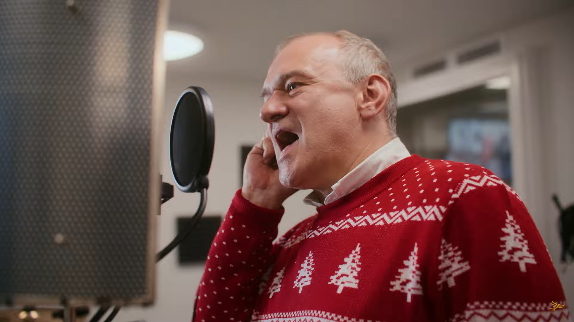 Ed Davey reaches peak Ed Davey with release of Christmas single - Left ...